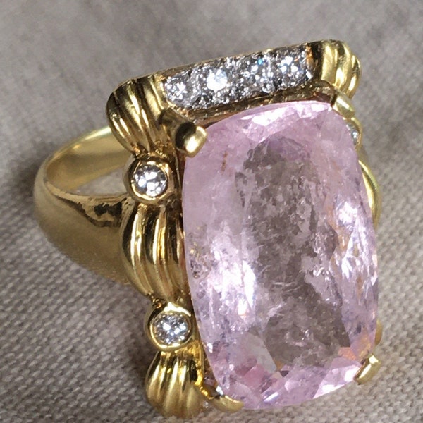 Pink Beryl Ring - Etsy