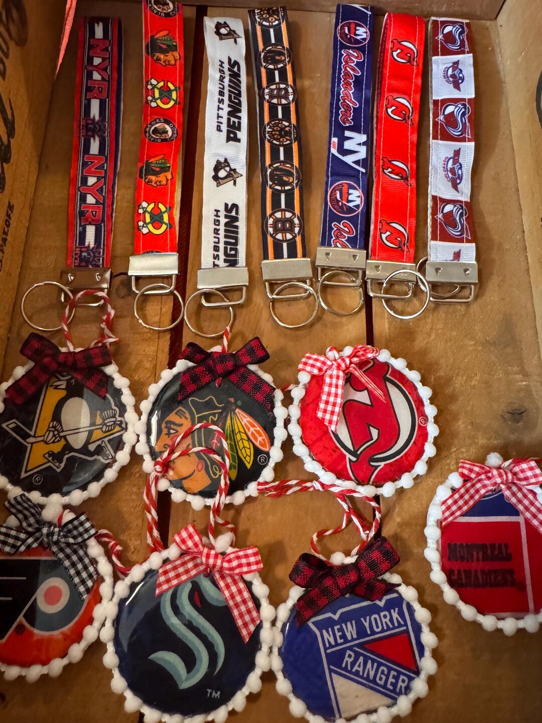 NHL Team Key Fob, Hockey Team Keychain, Gift for Coaches - Etsy