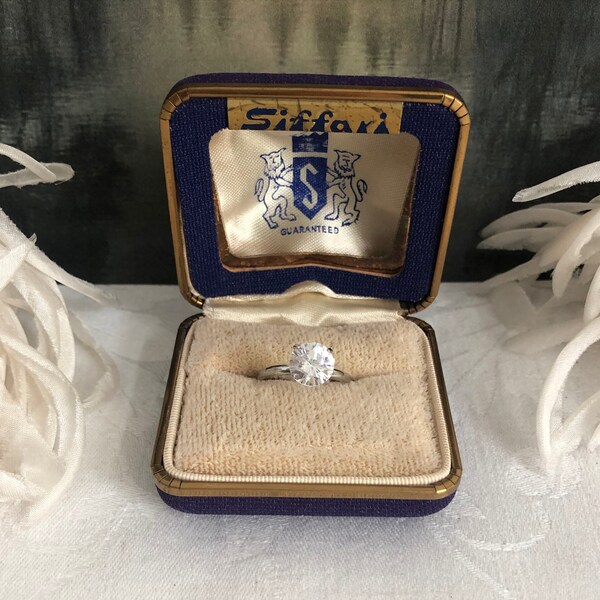 Purple Ring Display - Etsy