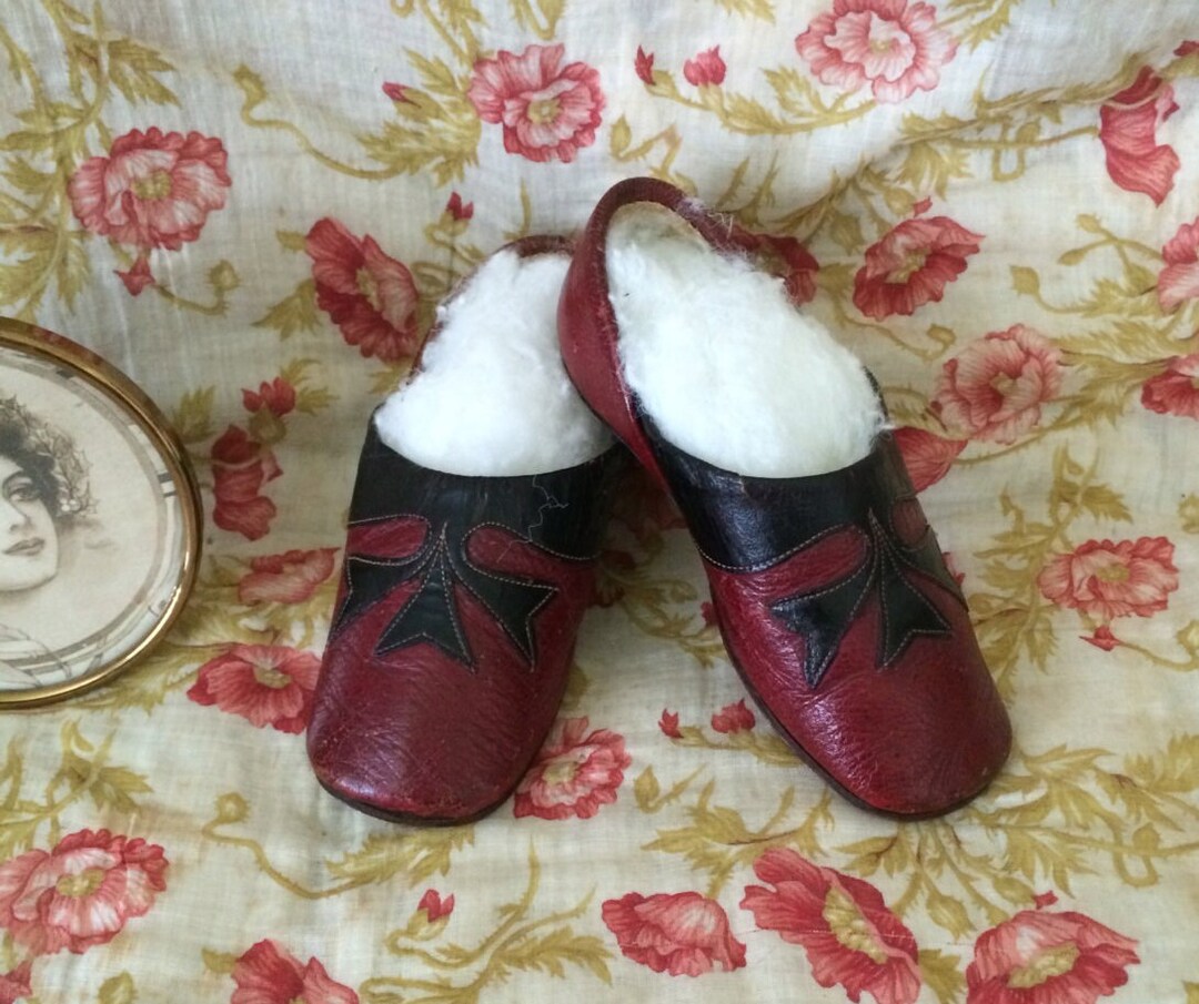 Victorian Fancy Leather Slippersgirl's Christmas Red & Midnight Black ...