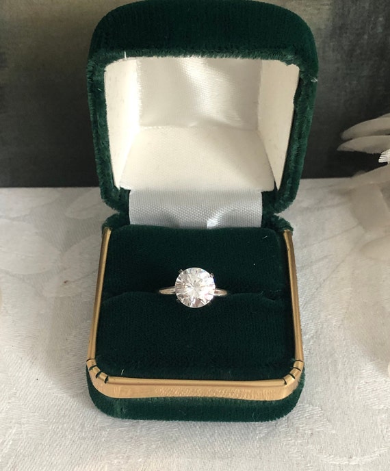 Retro 1980's Peter Pan Green Single Ring Box~Vintage … - Gem