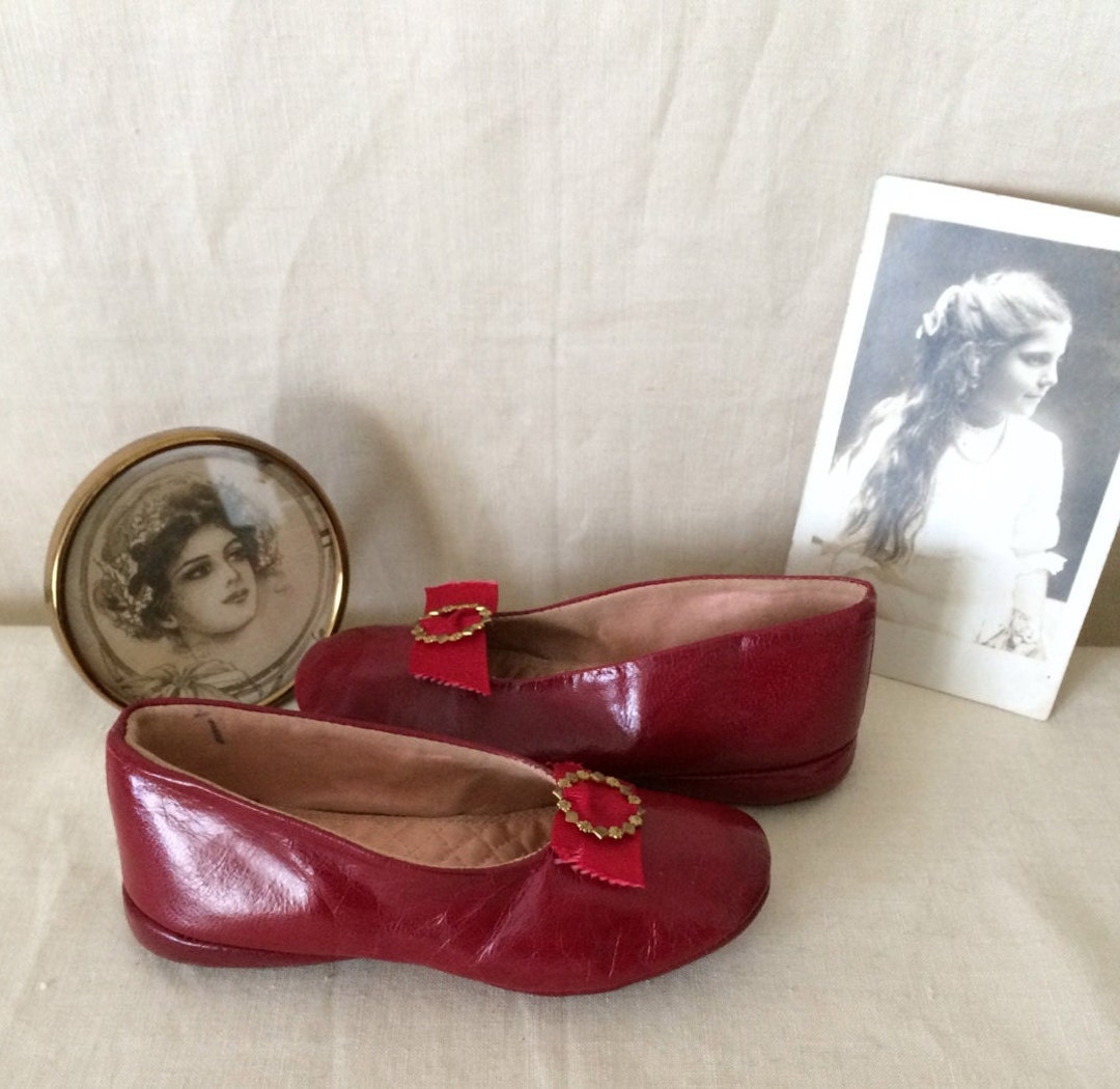 Vintage Edwardian Red Leather Girl's Slippers, Buckle Bow Detail - Etsy