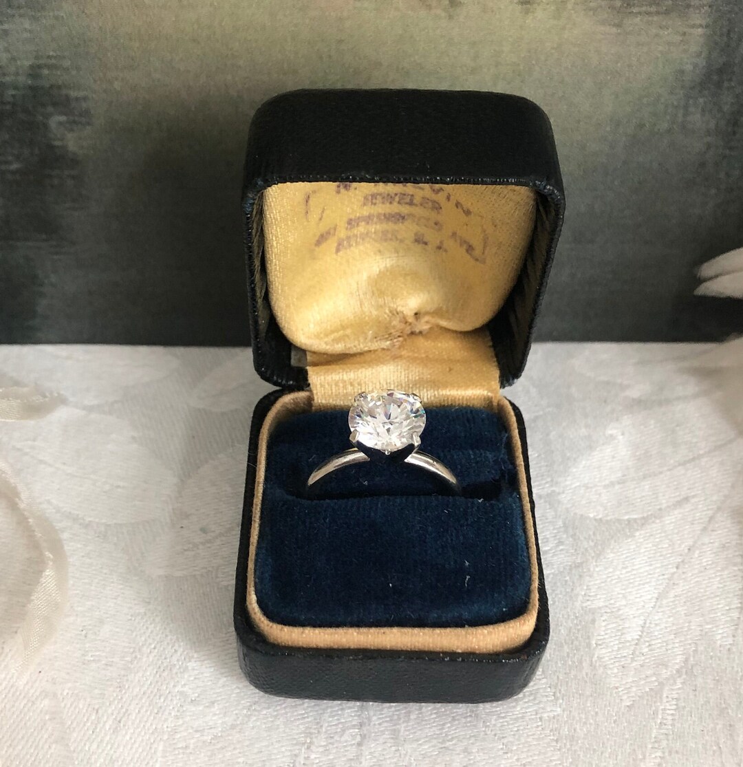 Vintage Ring Box...vintage 1930's Classic Black Engagement Ring Box ...