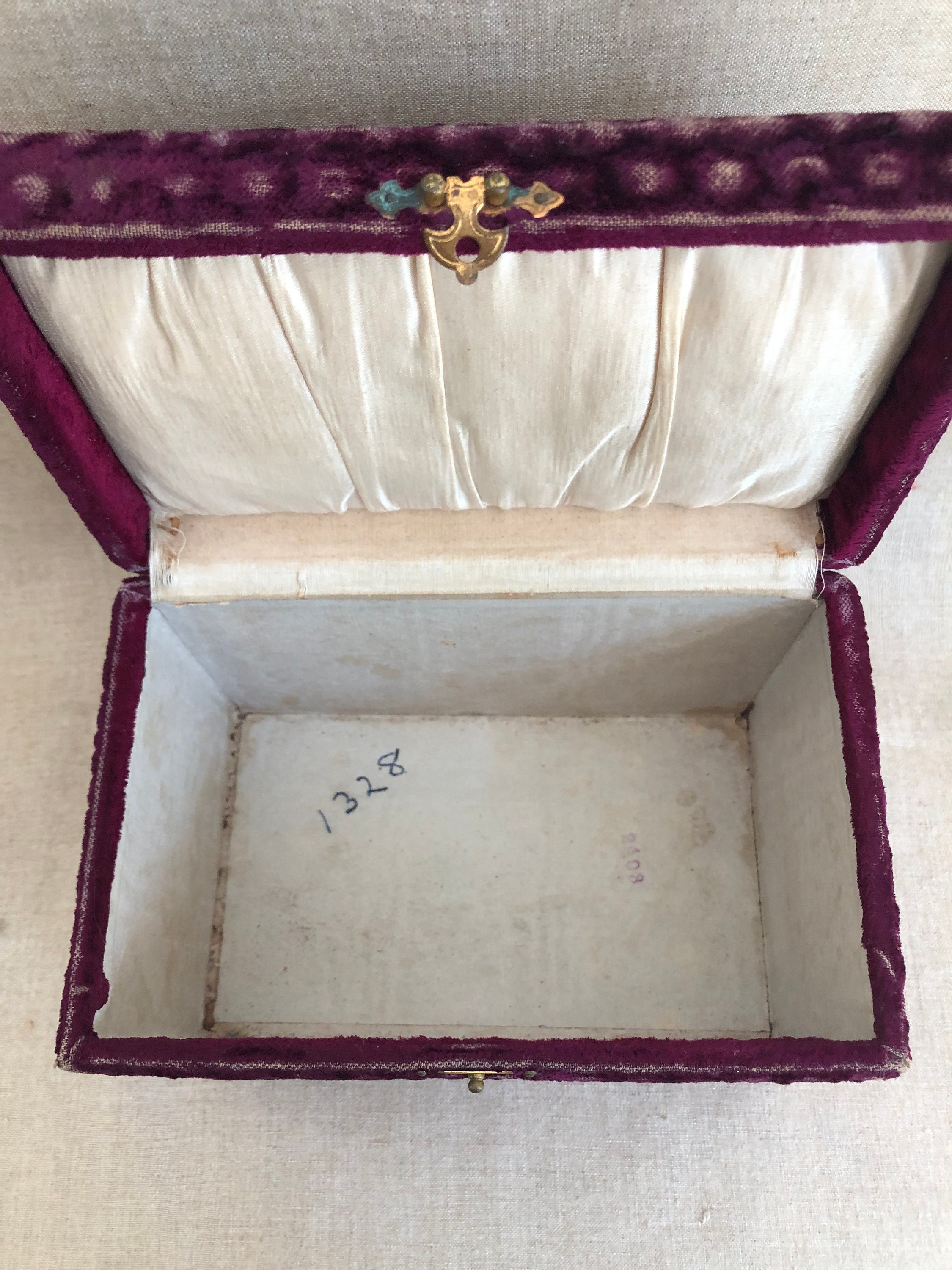 Antique Victorian Keepsake Box Plum Velvet ~photo & Card Storage Box ...