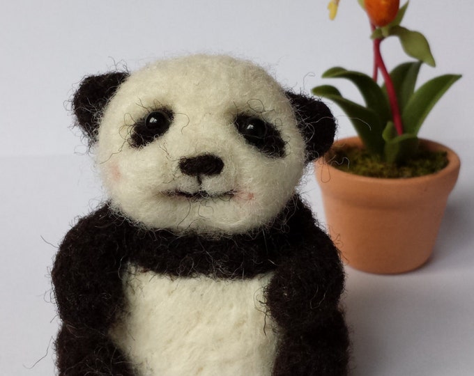 Needle Felted Panda. Panda. Wool Roving. - Etsy