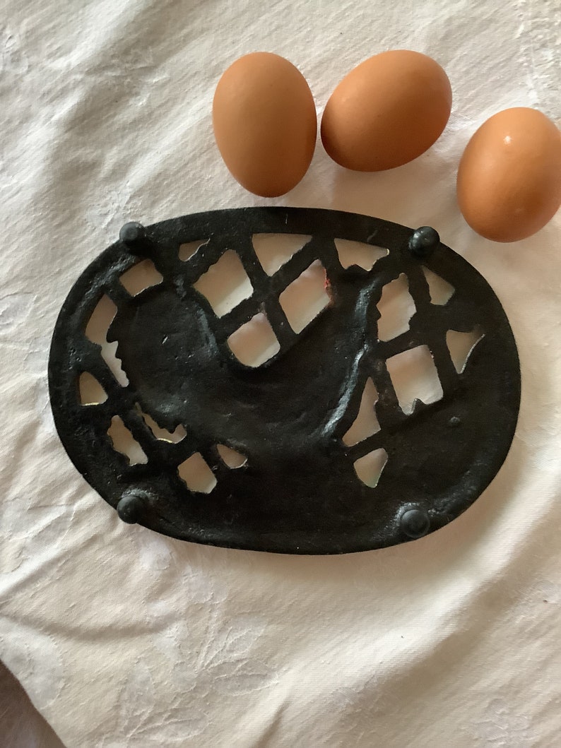 Vintage Cast Iron Roaster Trivet, 1940s Farmhouse Kitchen Decor - Etsy