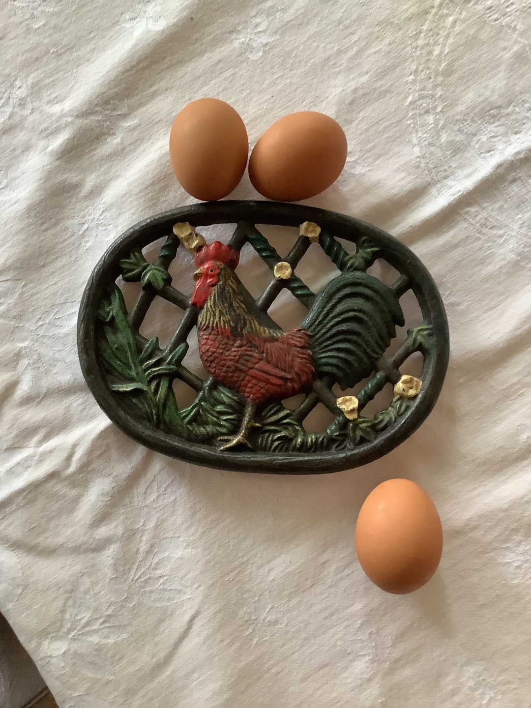 Vtg. Iron Trivets ,roaster Chicken Trivet,40’s Farmhouse Kitchen Table ...