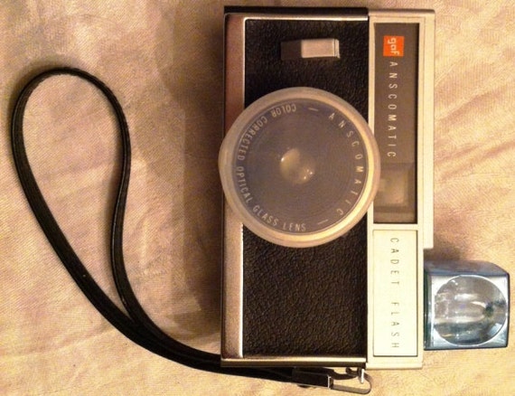 Vintage GAF Anscomatic Cadet Flash Camera 1950's | Etsy