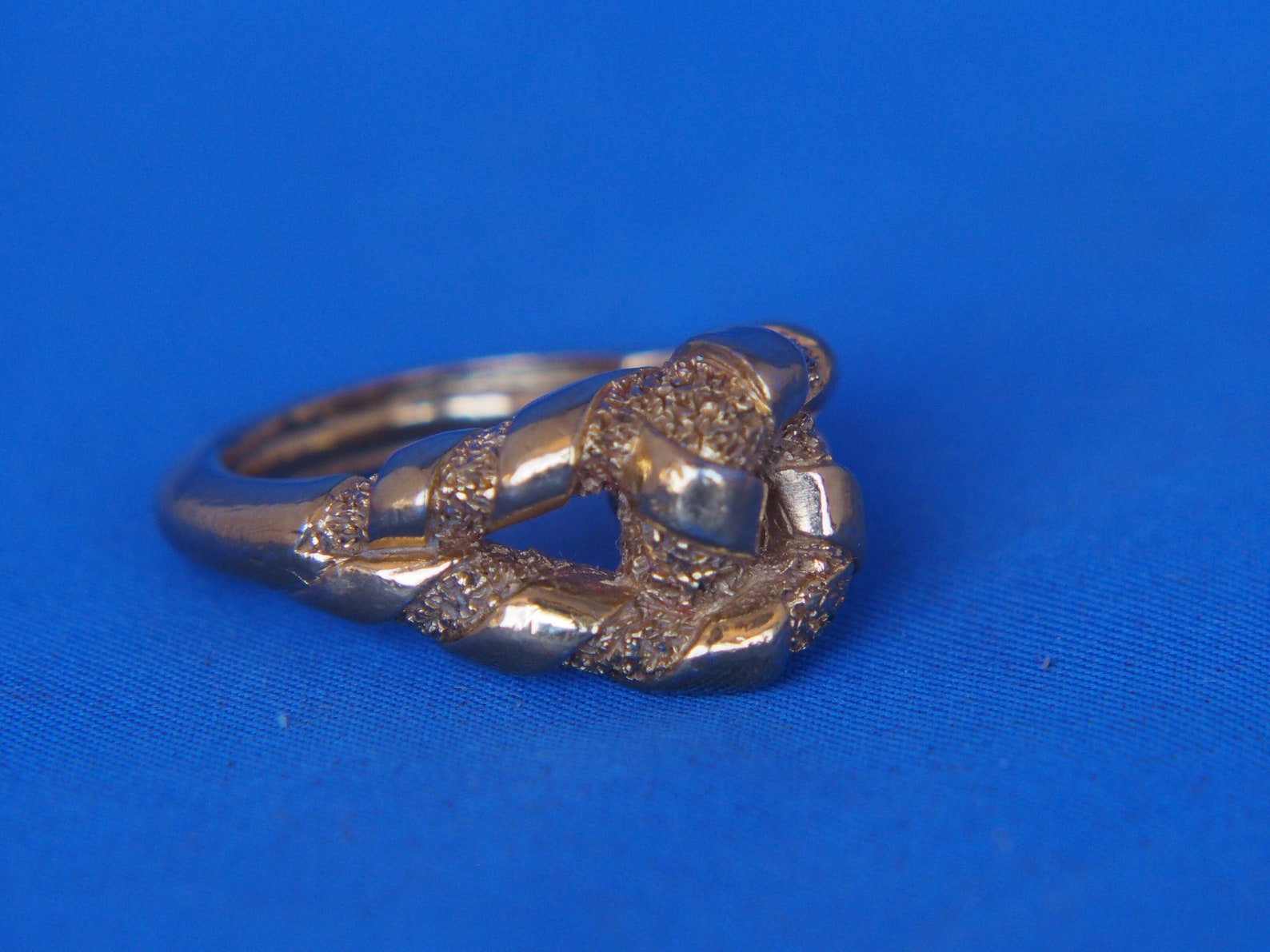 Vintage Trifari Ring - Etsy