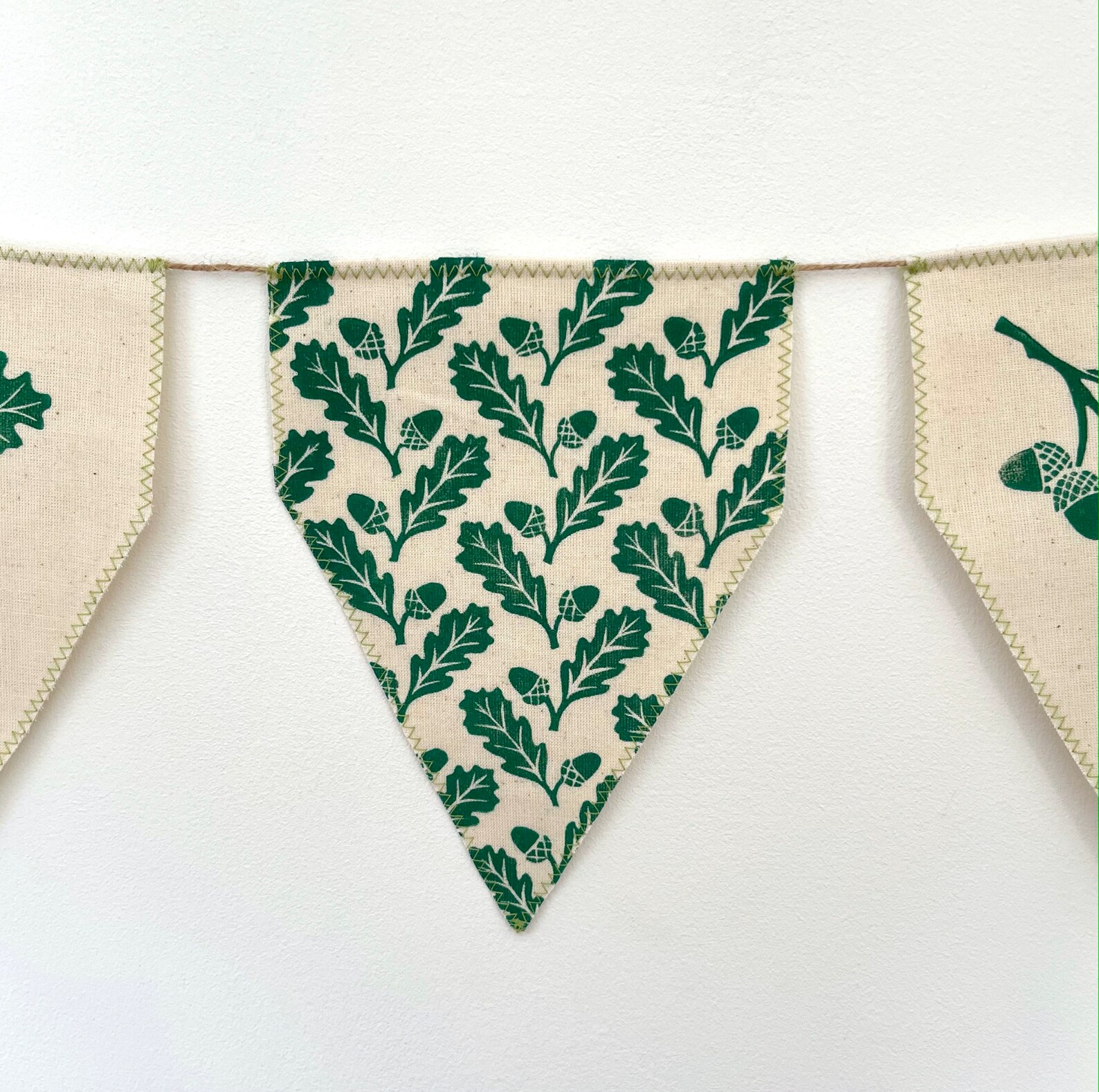 Oak Leaf Bunting. Handmade Leaf Pattern Hanging Banner Decoration ...