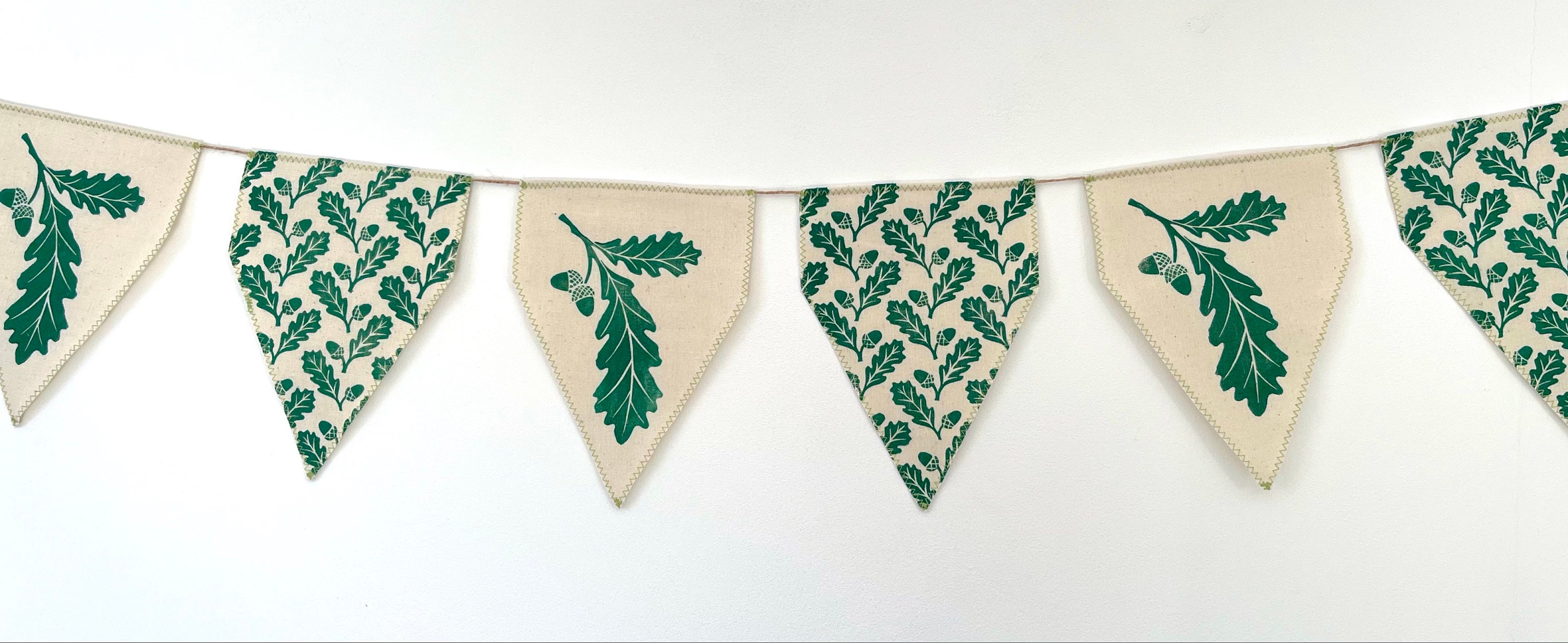 Oak Leaf Bunting. Handmade Leaf Pattern Hanging Banner Decoration ...