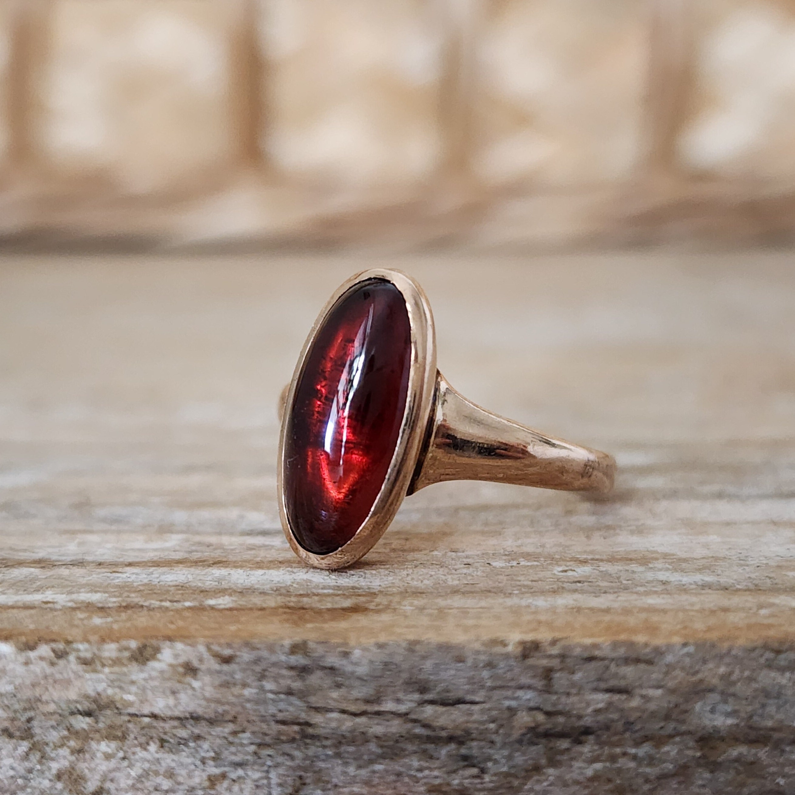 Garnet cabochon ring store