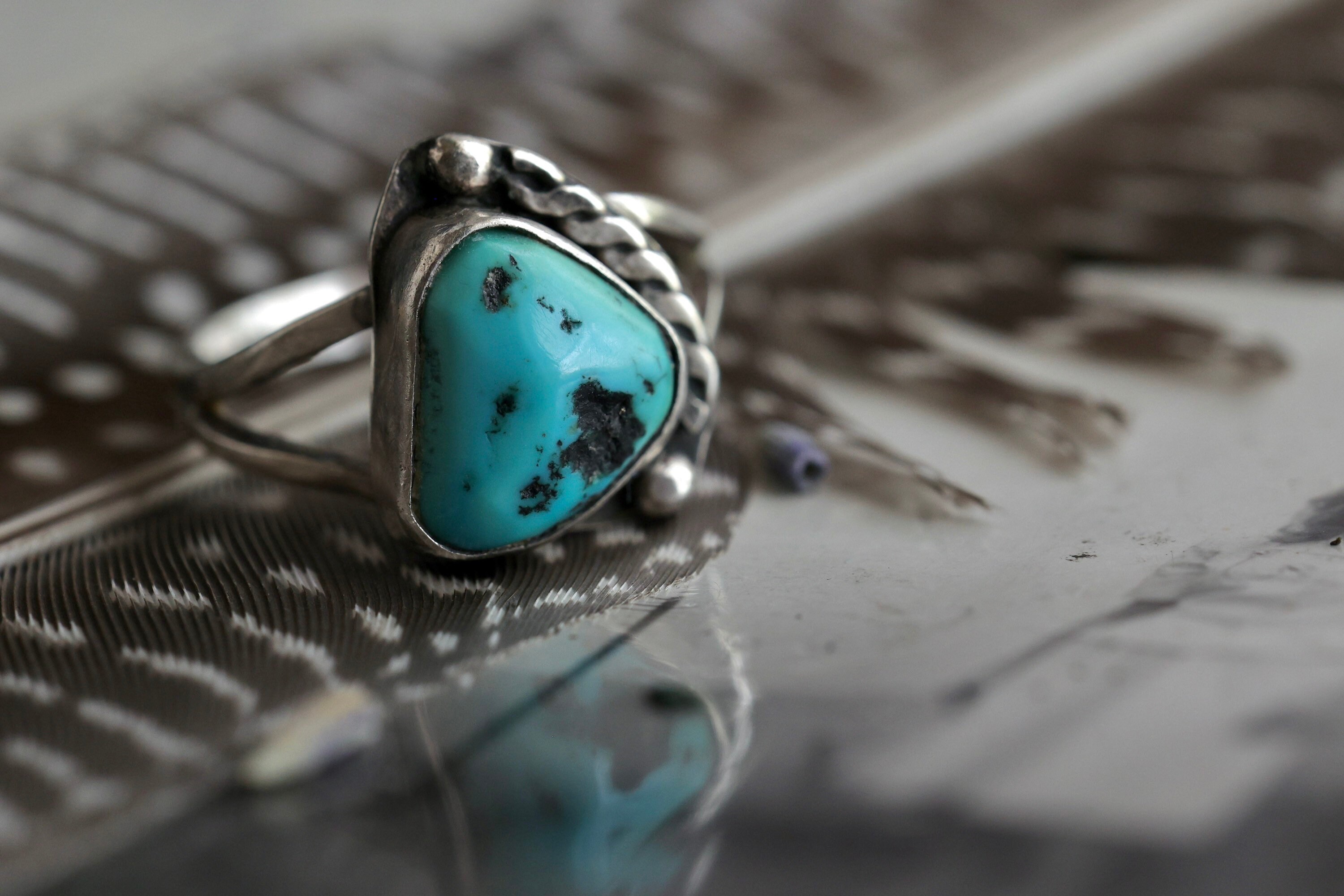 Vintage Navajo Kingman Turquoise Native American Sterling Silver Old pawn turquoise ring ...
