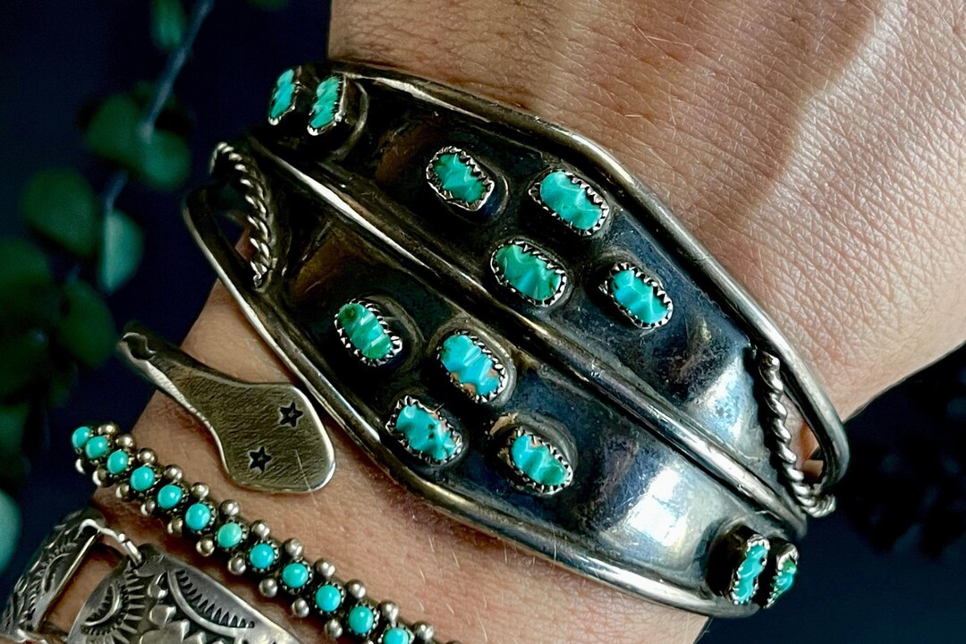 Vintage Zuni Petit Point Carved Turquoise Cuff Mens Turquoise Cuff ...