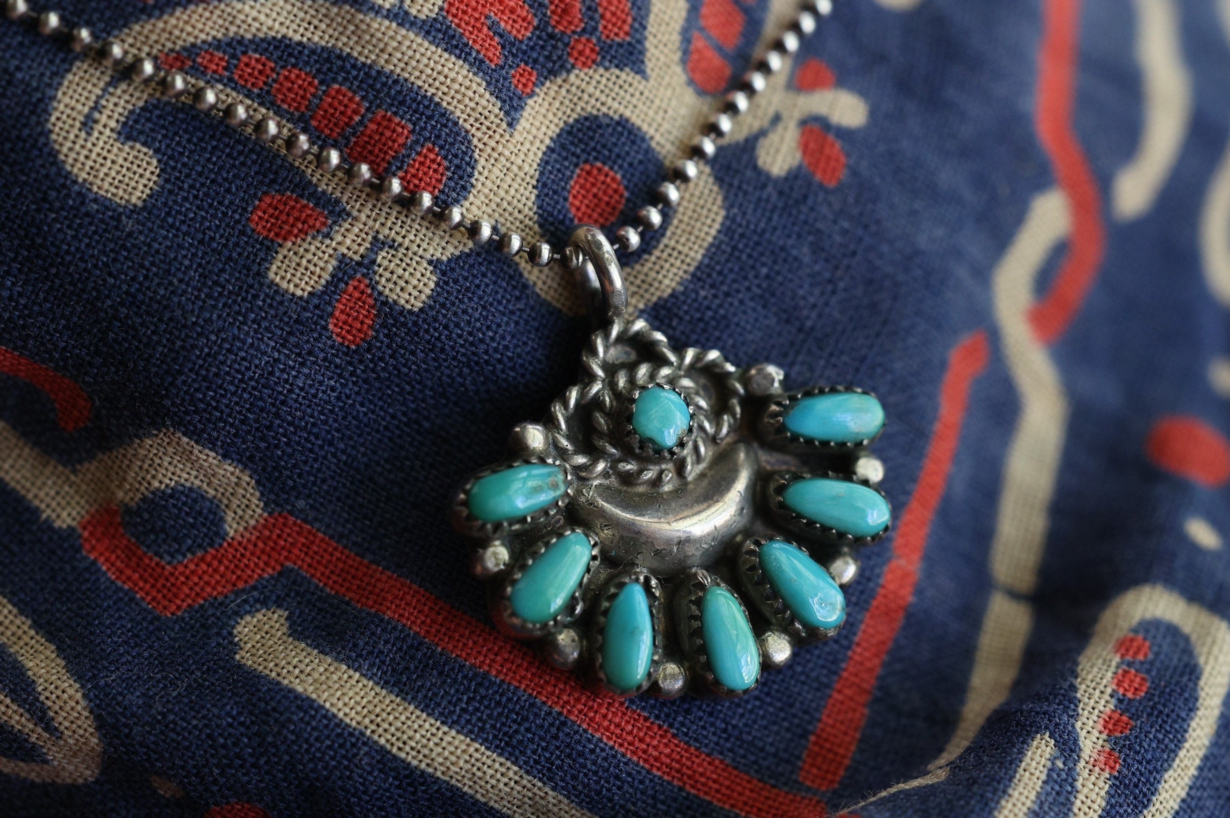 Vintage Zuni Petit point Turquoise Fan cluster Pendant Necklace Zuni ...