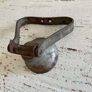 Vintage Farm Cow Bell Old Metal Patina Bell - Etsy