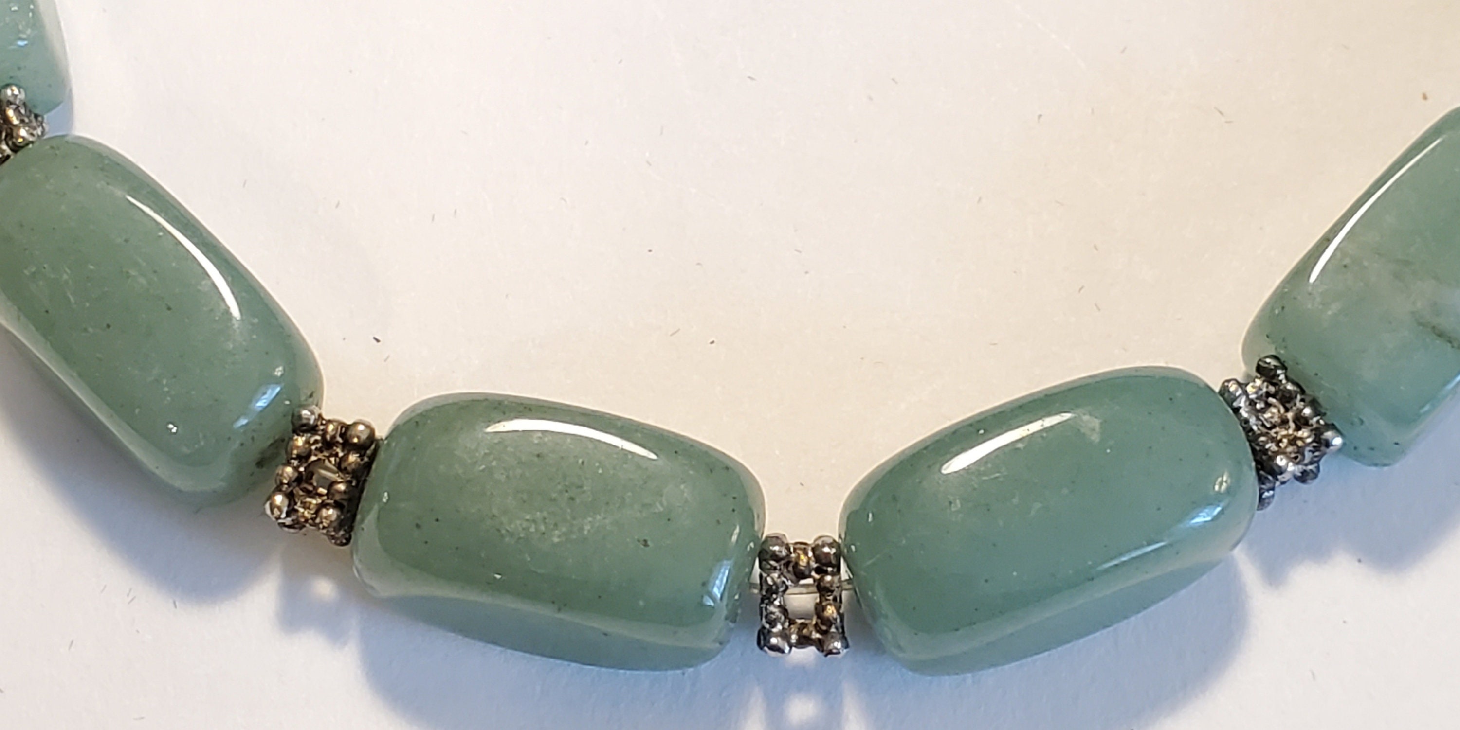 Jade Gemstone Tumbler Beads Silver Tone Choker Necklace - Etsy.de