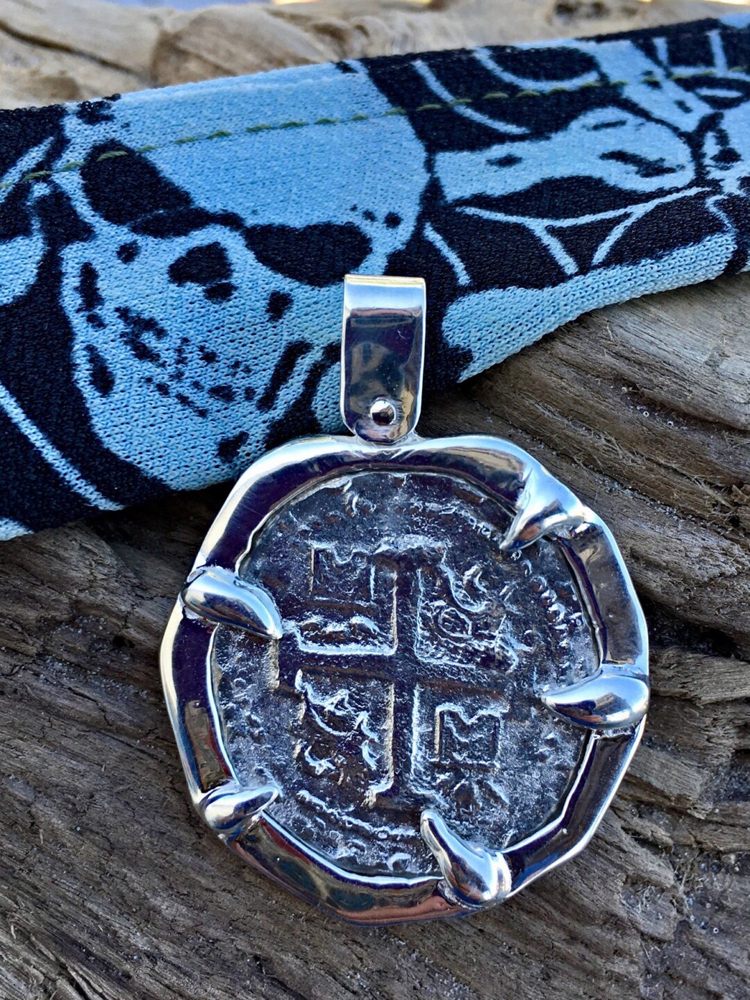 Piece of 8 Coin Pendant - Etsy