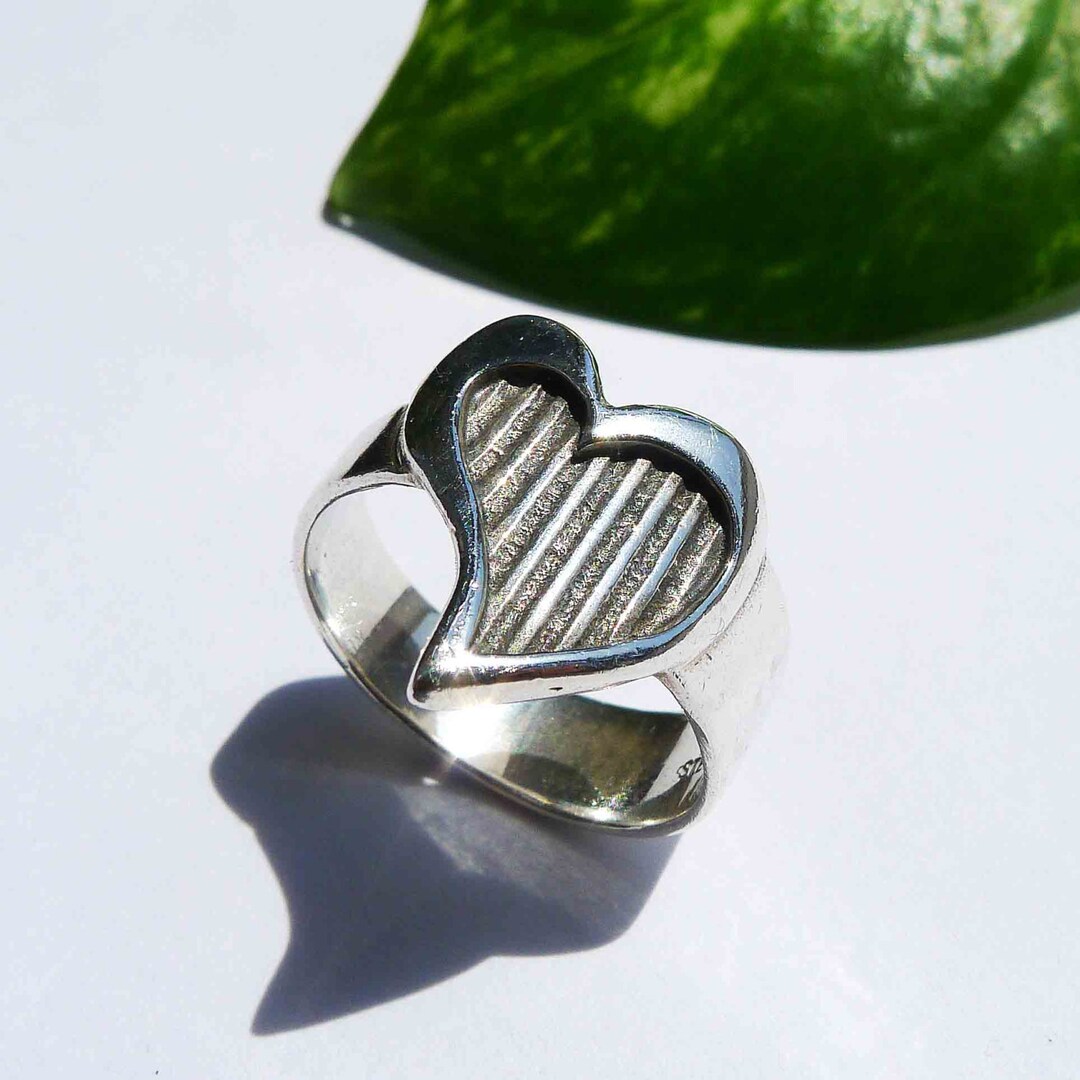 Silver Heart Ring, Solid Sterling Ring, Sculptural Ribbed Modern Heart ...