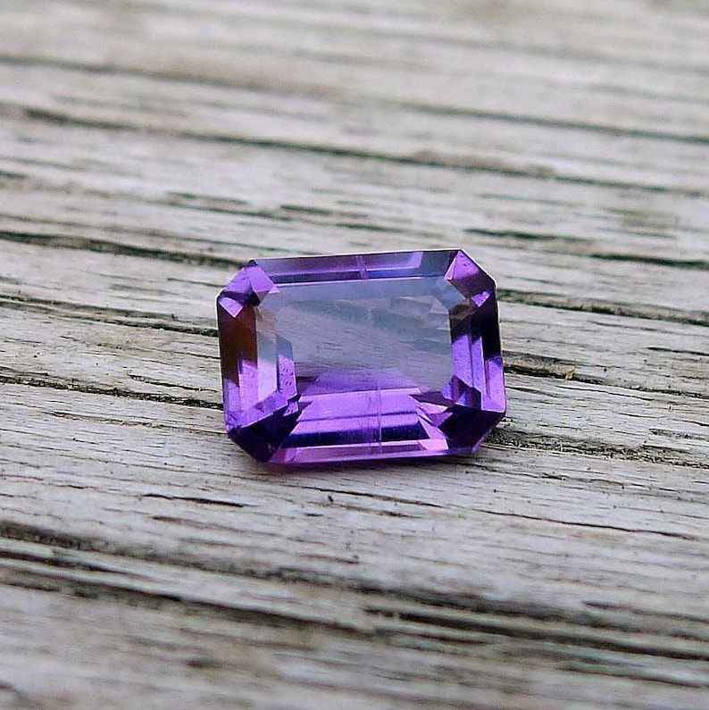 Emerald-cut Amethyst Gemstone, Sparkling Royal Purple Faceted 8x6mm ...