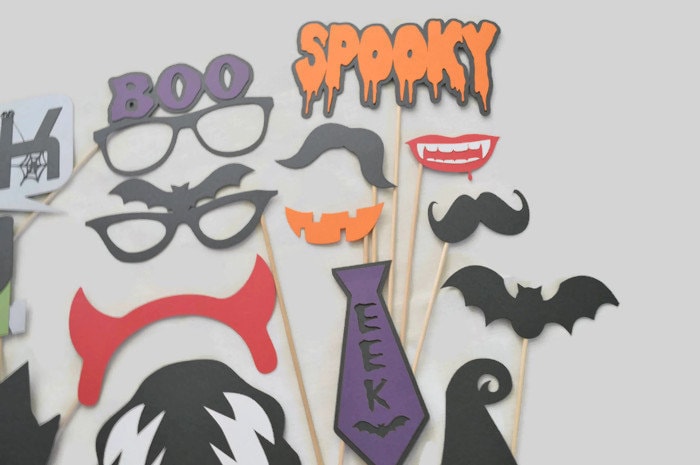Halloween Photo Booth Props - 16 Piece Set - Halloween Party ...