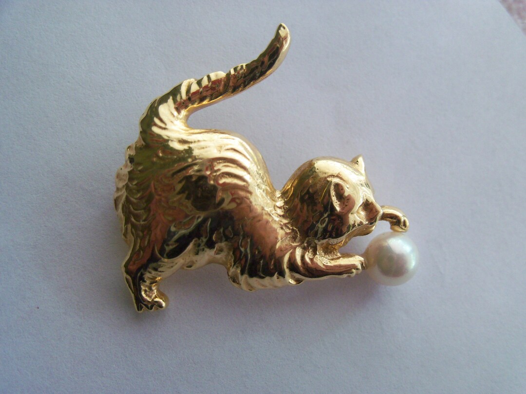 Vintage CINI JEWELRY 14K Yellow Gold Kitten Pin With Cultured Pearl - Etsy