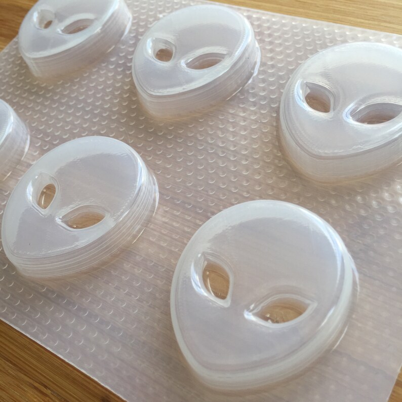 Small Alien Head Resin Mold UFO Jewelry Earrings Mold | Etsy