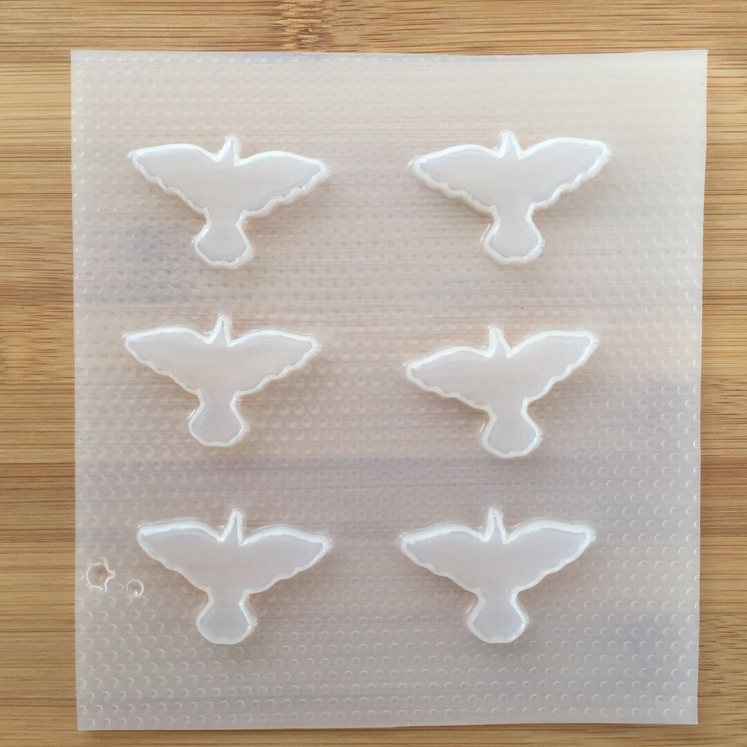 4 Cm Flying Crow Plastic Mold, Resin Mold, Supplies Mould, UV Epoxy ...