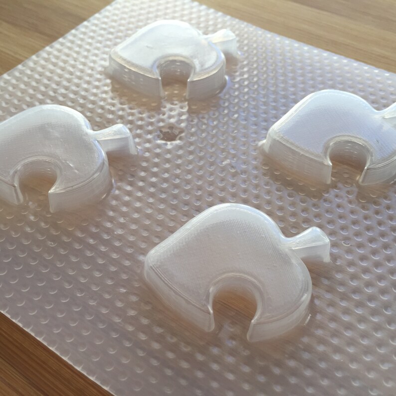 Bitten Leaf Plastic Mold Choose From 2 Sizes Resin Mold | Etsy