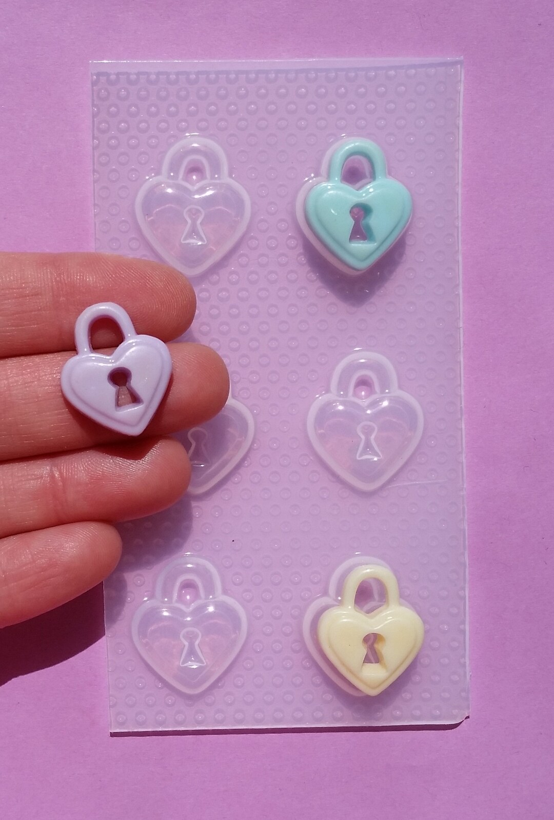 Small Heart Locket Resin Mold Flexible Plastic Molds Hearts Lock DIY ...