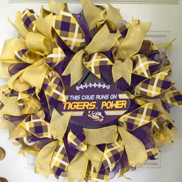 Tiger Wreath - Etsy