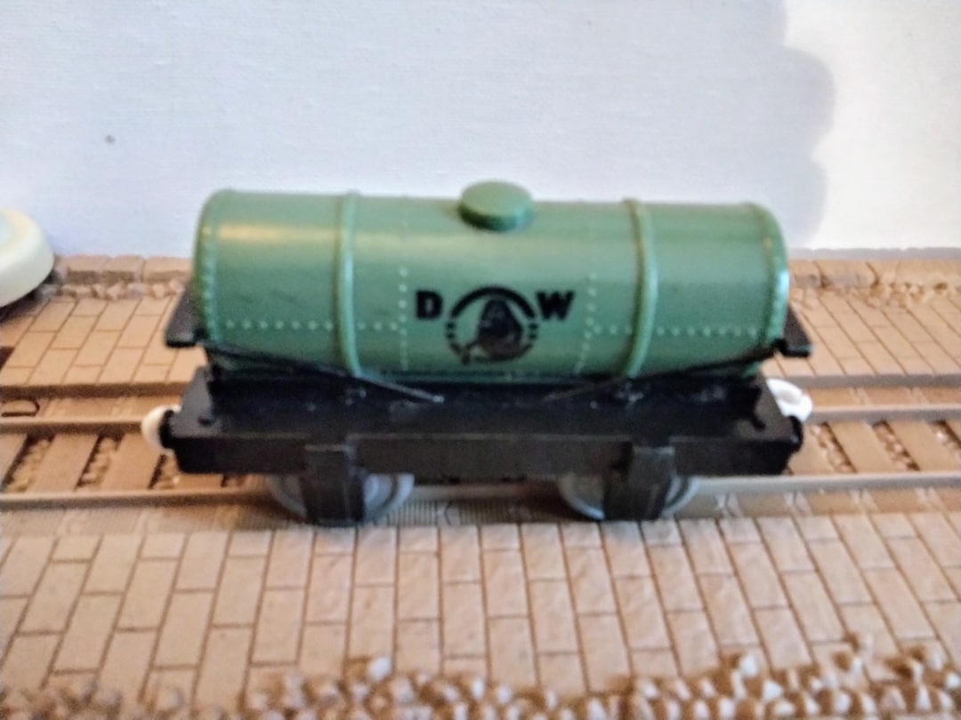 Thomas & Friends Trackmaster Diesel Works Tanker 2009 Train Mattel - Etsy