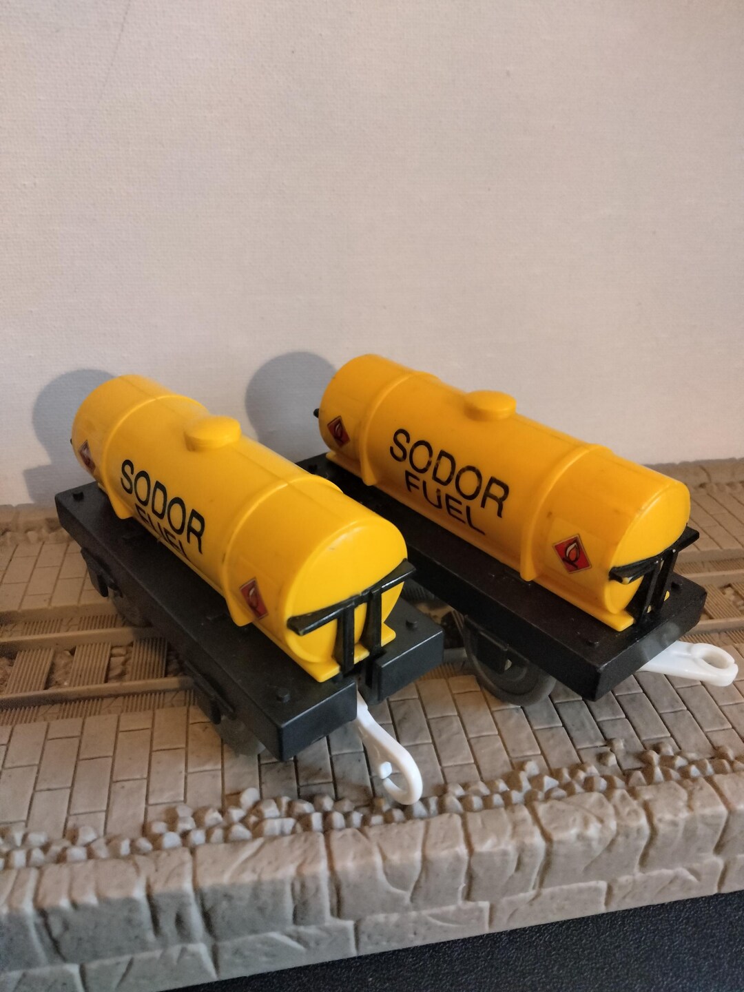 Thomas Train Trackmaster Motorized Railway Replacement Fuel Tanker Set ...