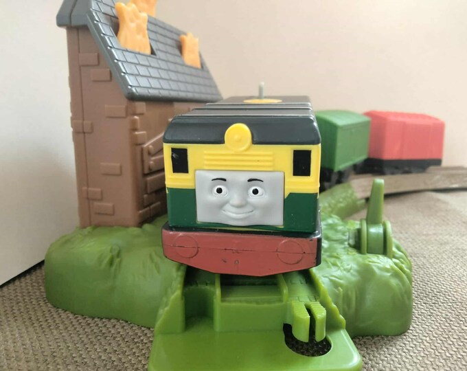 Thomas & Friends Trackmaster Philip Motorized Train Engine With Cargo ...