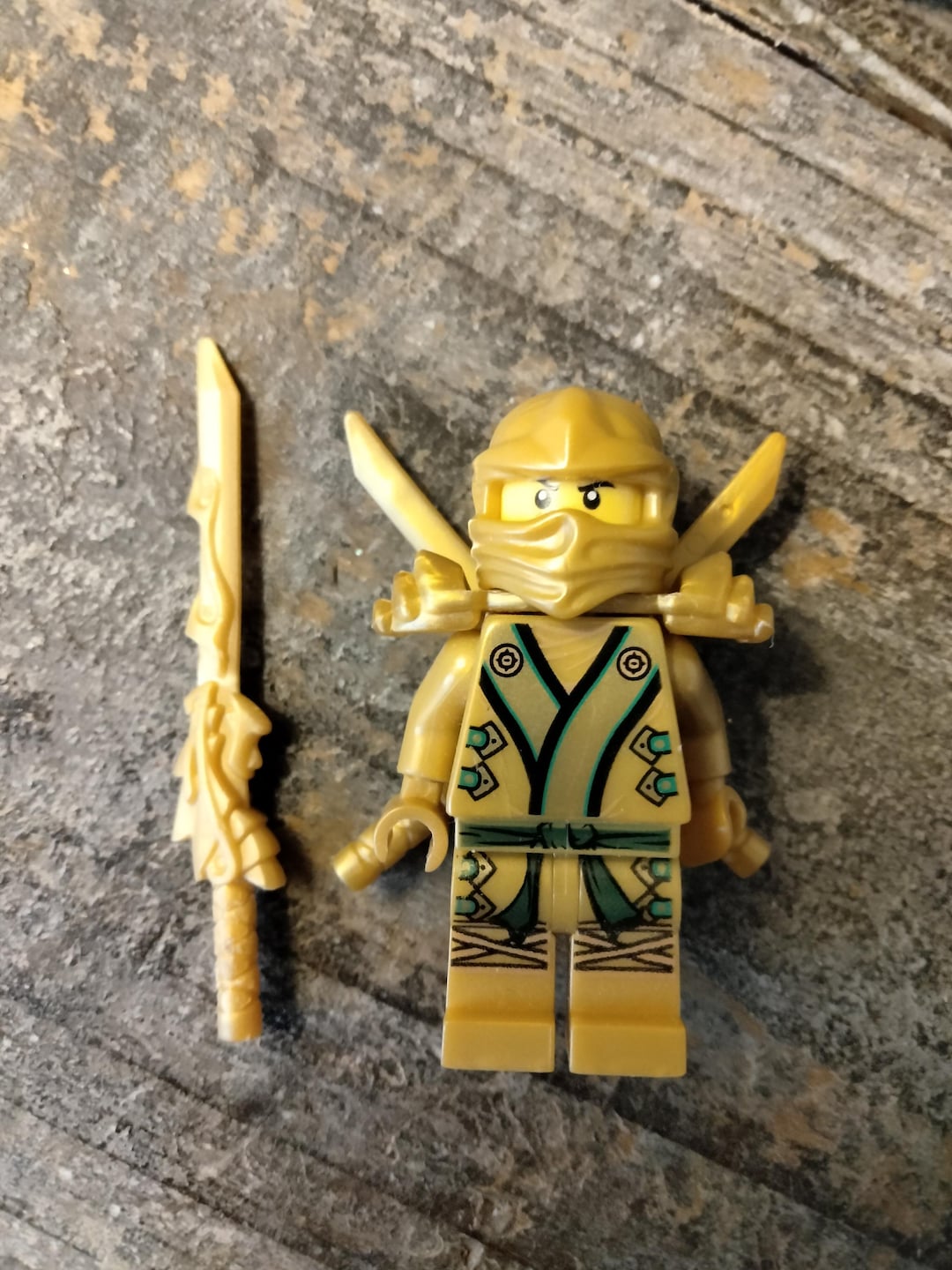 Lego Ninjago Golden Ninja Lloyd Minifigure the Final Battle, Gold ...