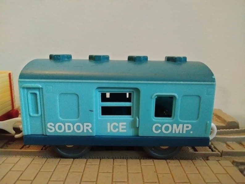 Thomas Train Trackmaster Motorized Railway Replacement Ice Cream Milk ...