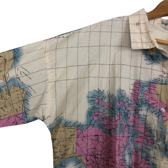 Vintage Y2K Signals Women's World Map Button Up Casua… - Gem