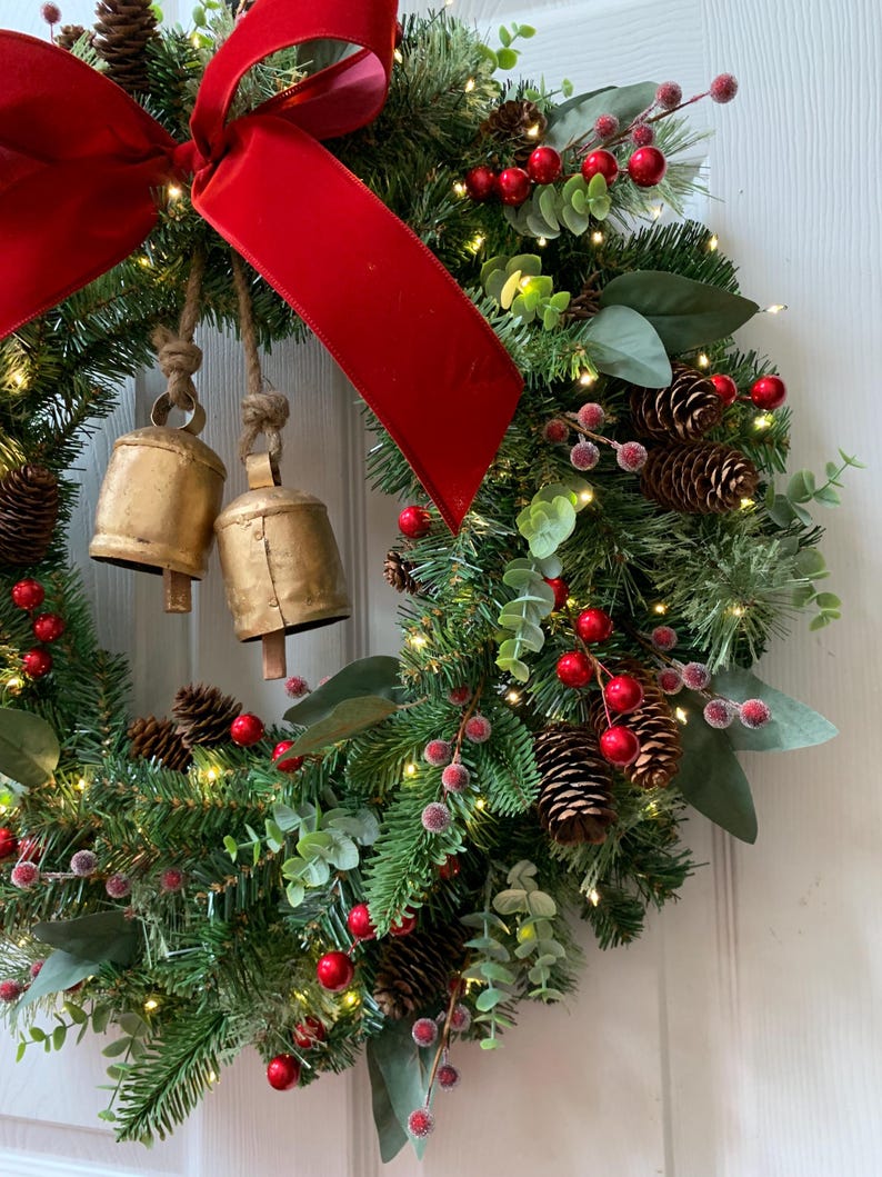 Classic Christmas Wreath With Bells, Optional Lights, Custom Color Bow ...