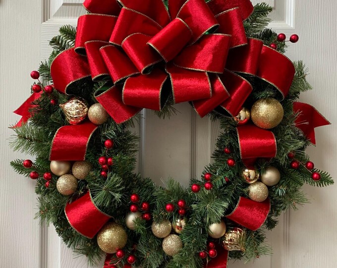 Classic Christmas Wreath With Large Red Deluxe Bow and Gold Ornaments ...