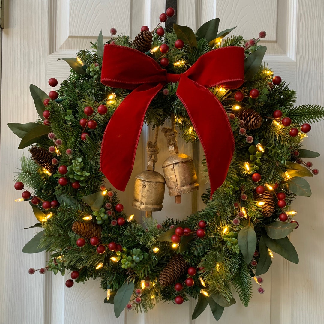 Classic Christmas Wreath With Rustic Bells and Optional Lights Made to ...