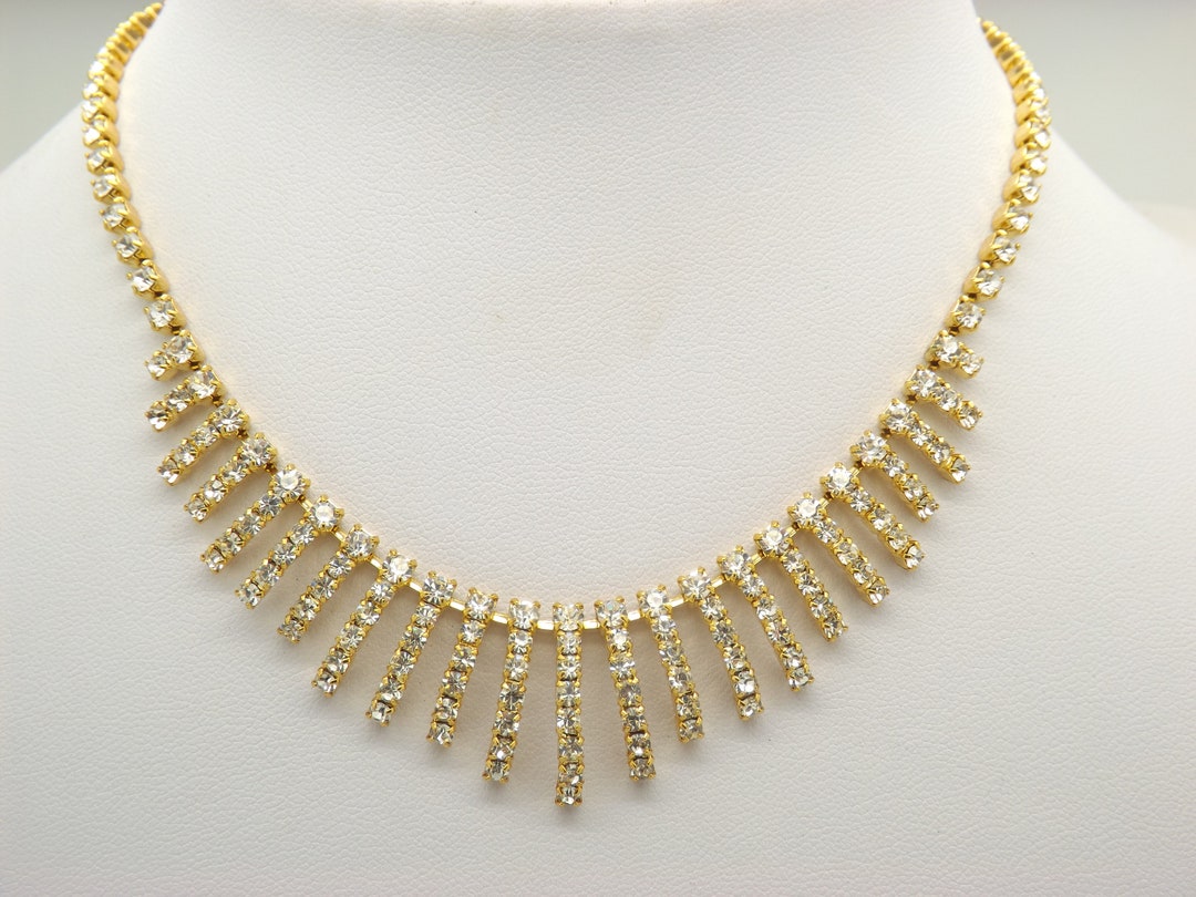 A Lovely Classic Period Type Design Vintage Jewelry Necklace Made in ...