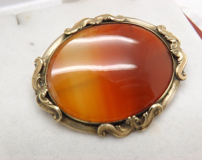 A Fine Victorian Large Oval Shape Antique Jewelry Brooch Made in ...