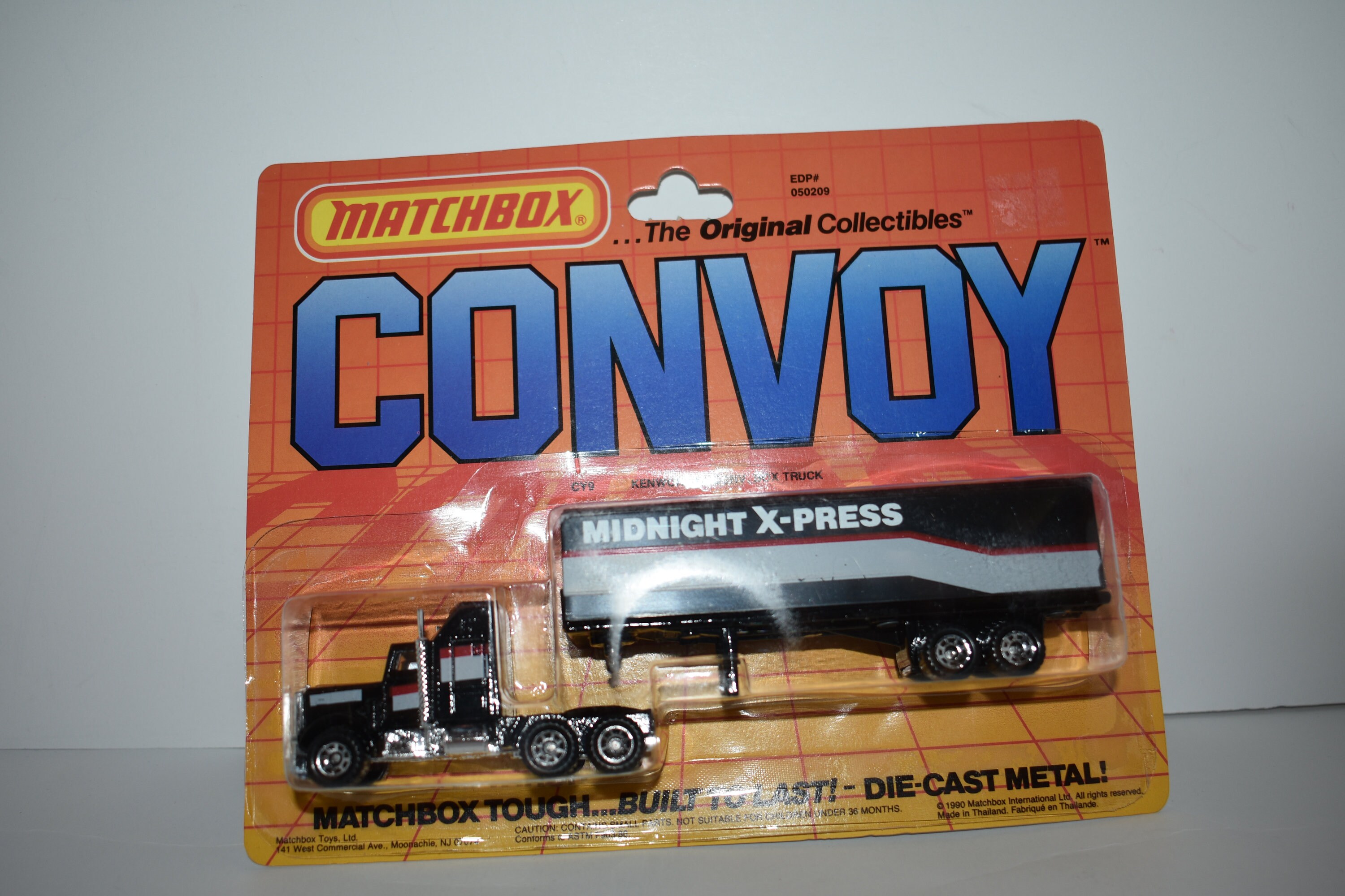 Vintage Lesney Matchbox CY-9 Kenworth Box Truck With Midnight X-Press ...