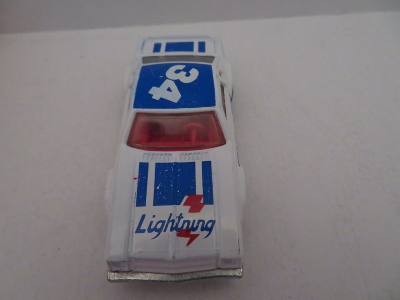 Matchbox 34 Chevy Pro Stocker Lightning White 1980 W/1982 Box - Etsy