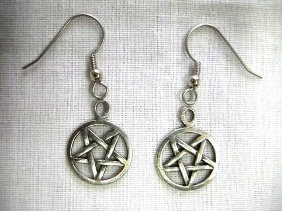 Inverted Pentagram Star Evil Satanic Occult Ritual Charms Hand | Etsy
