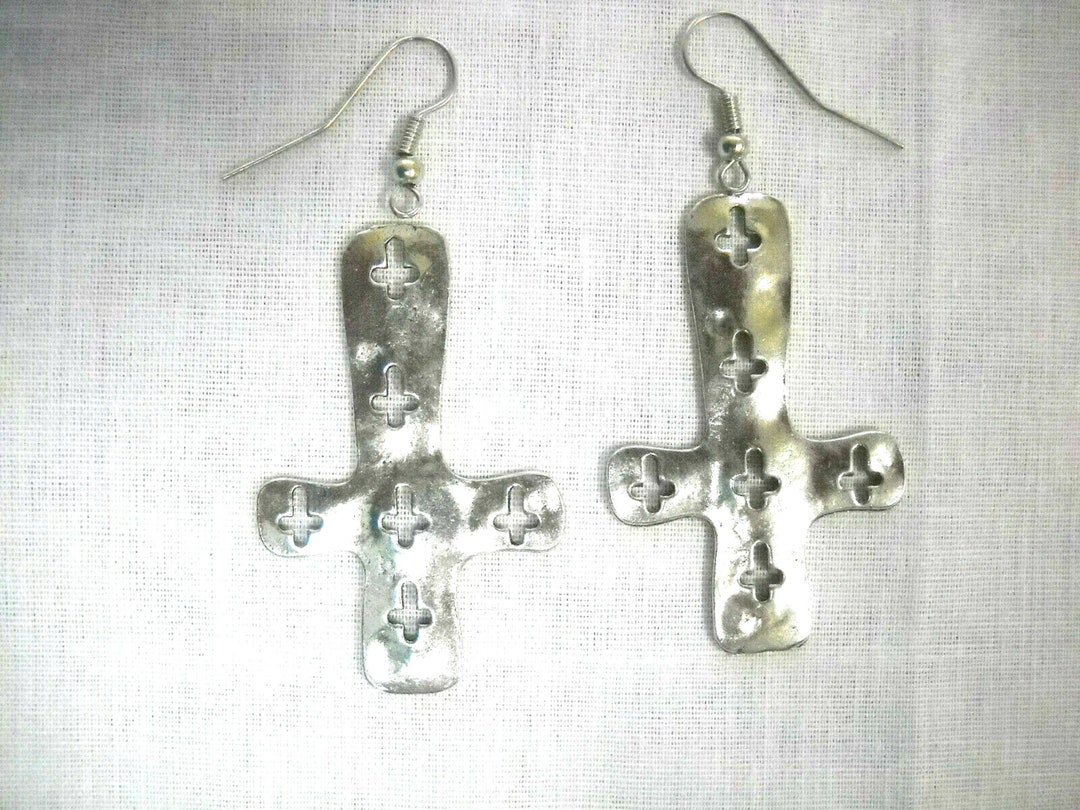 Satanic CROSS Inverted With 6 Cut Out Crosses Evil Occult Ritual ...