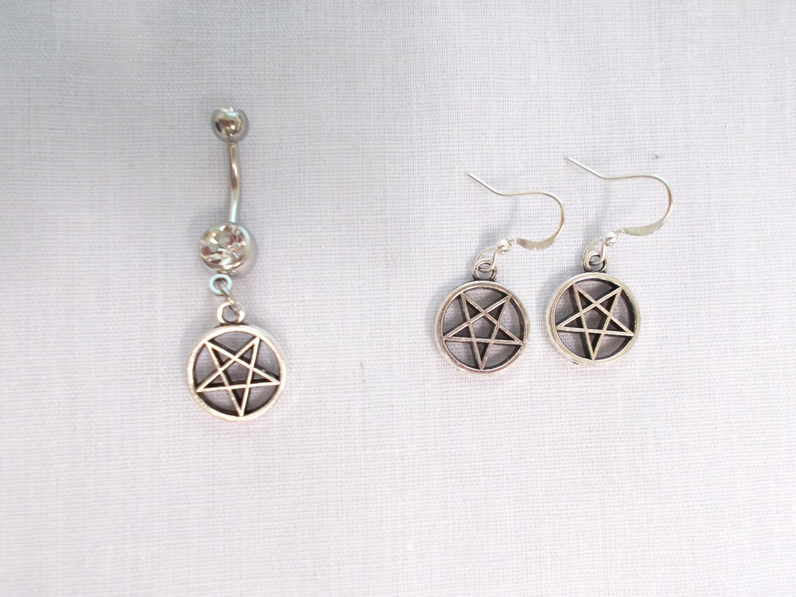 Evil Satanic Symbol Inverted PENTAGRAM Stars Pair of Earrings and 14g ...