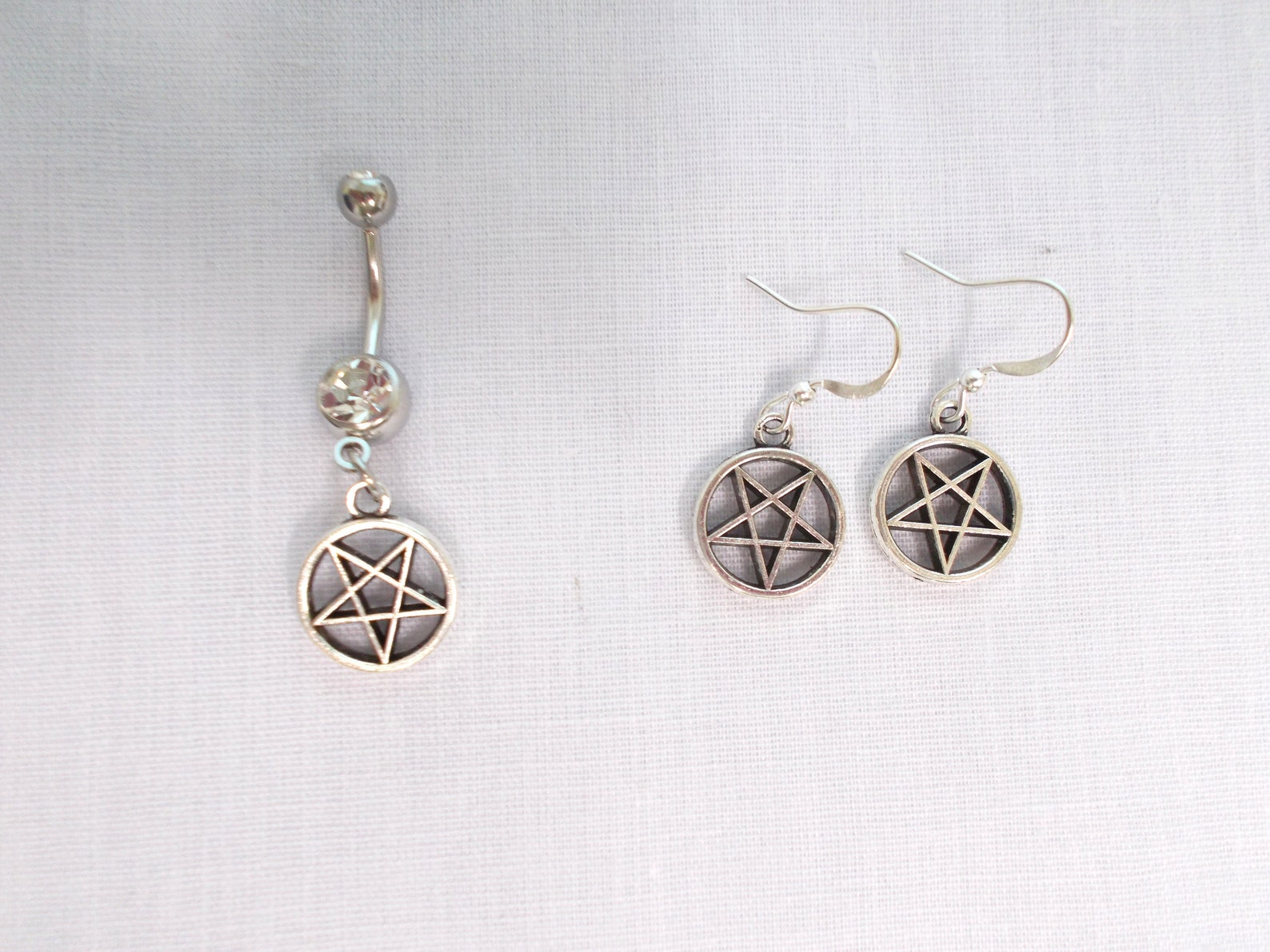 Evil Satanic Symbol Inverted PENTAGRAM Stars Pair of Earrings | Etsy