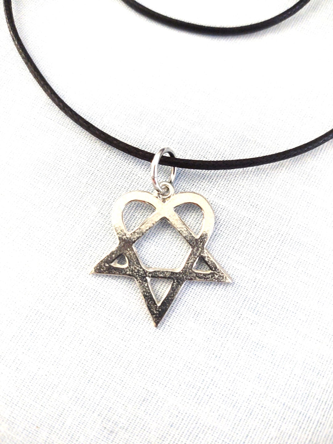 Gothic Heart Shape Pentagram Love Metal Music Pewter Silver Color ...