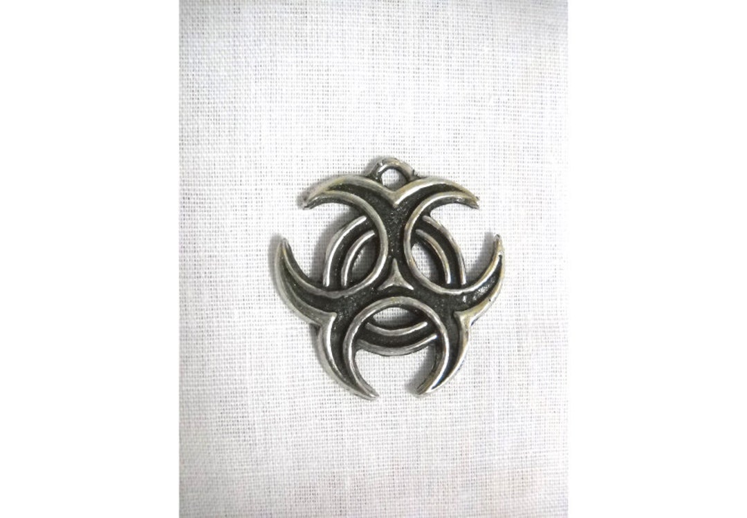 Thrash Metal BIOHAZARD Toxic Waste Symbol Hand Cast Metal Pewter ...